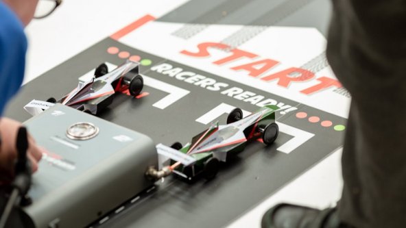 F1 Mini Project - Car Guides - R.E.A